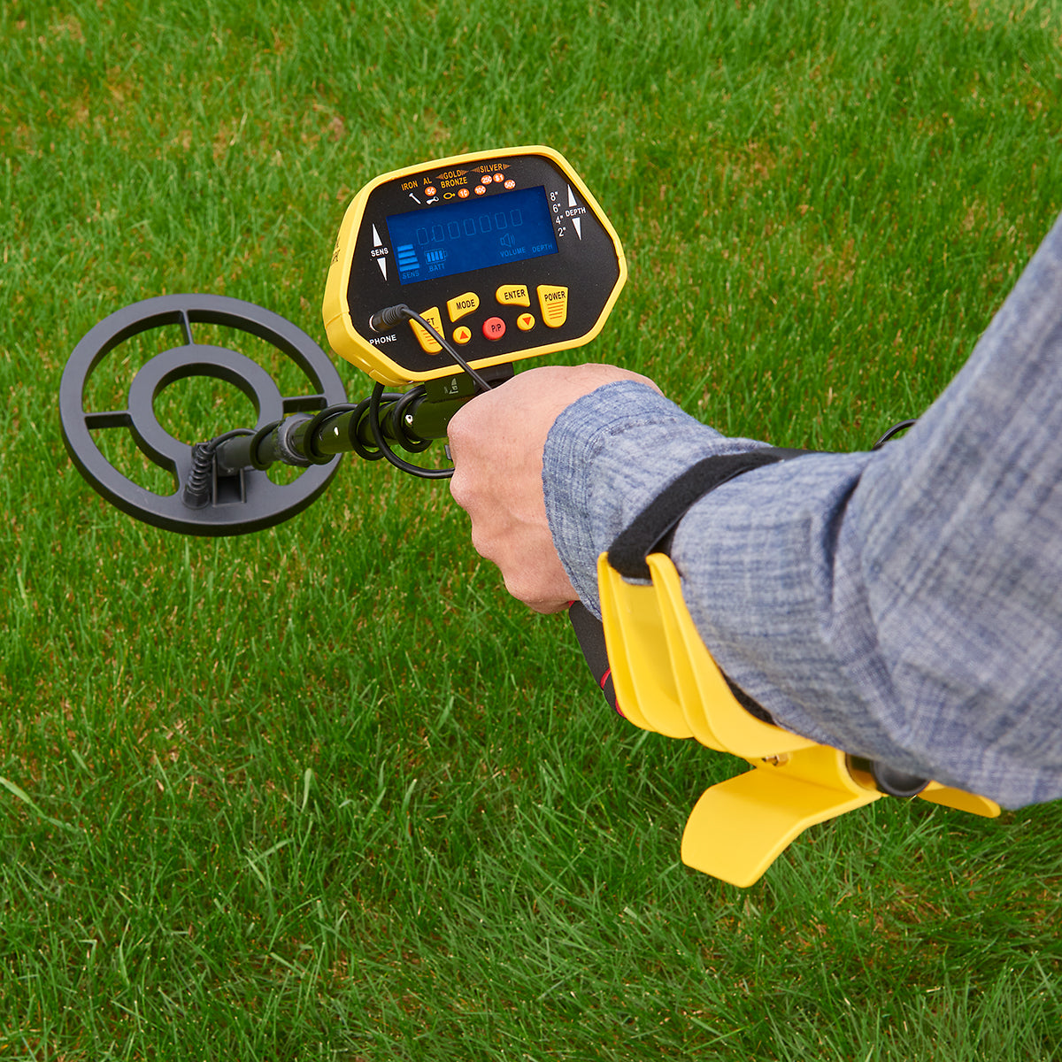 Metal Detector | Pro Digital with Headphones | Sharper Image