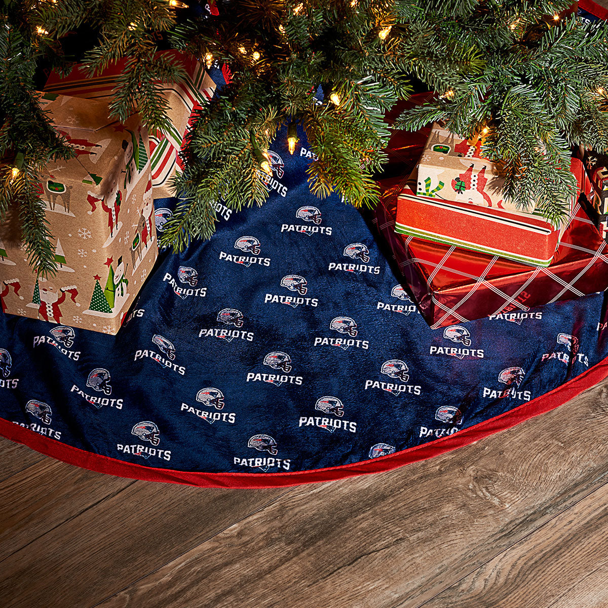 NFL Tree Skirt – Sharper Image