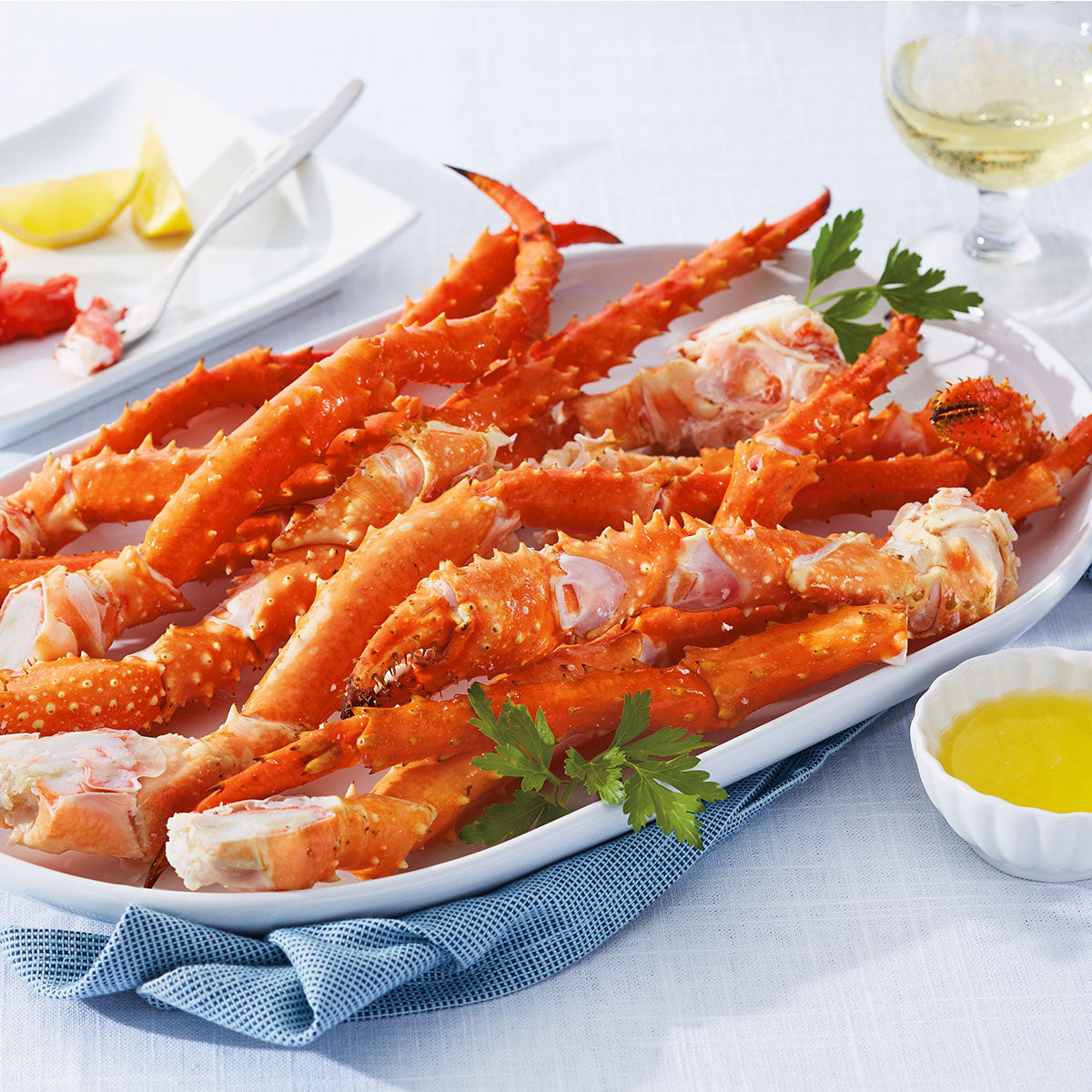 SeaBear Smokehouse Alaskan Golden King Crab Legs and Claws – Sharper Image