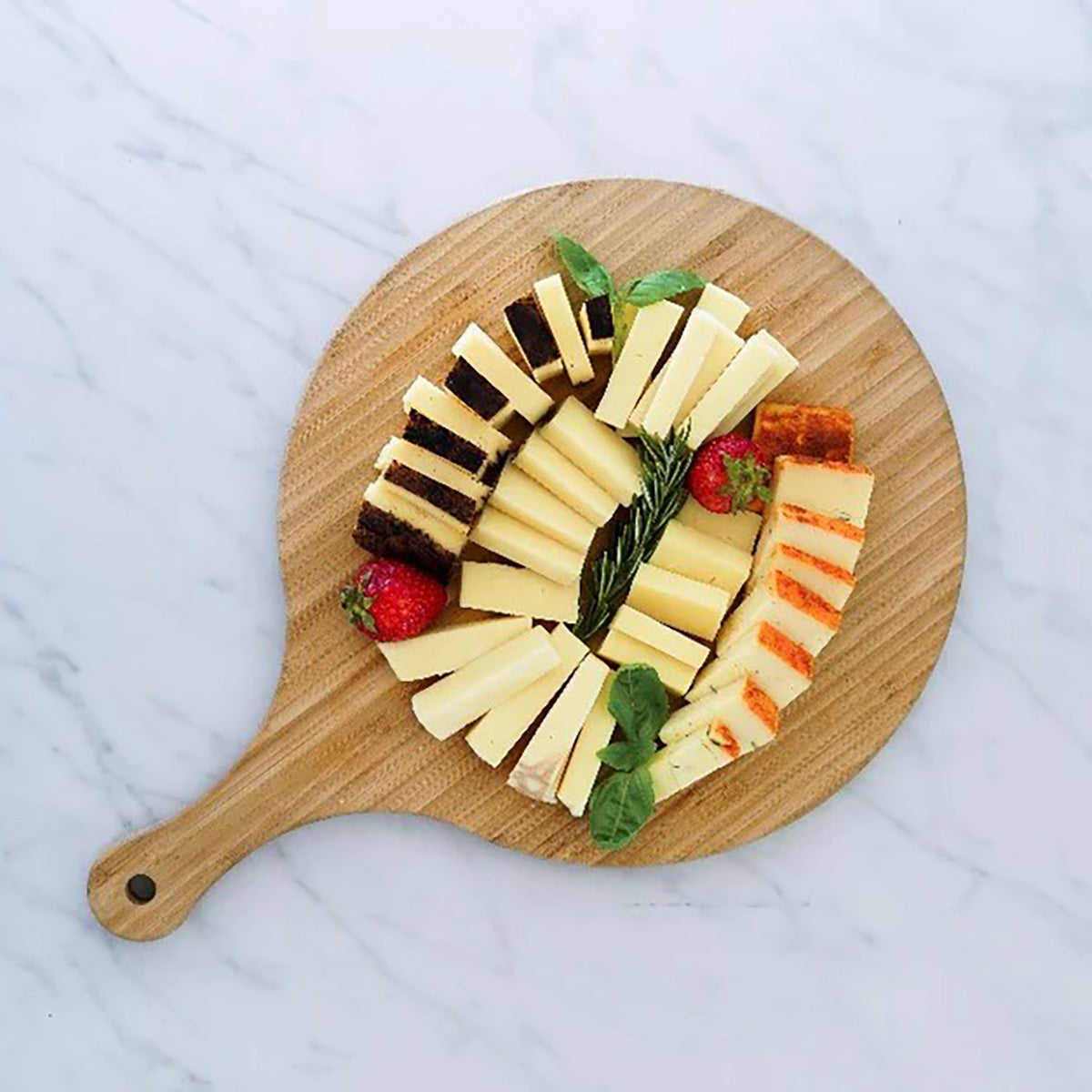 Beehive Cheese Family of Cheese Gift Box – Sharper Image