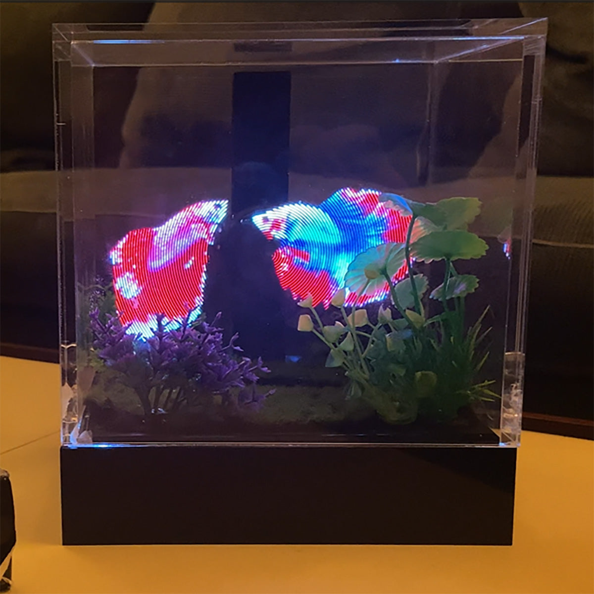 3D Holographic Aquarium – Sharper Image