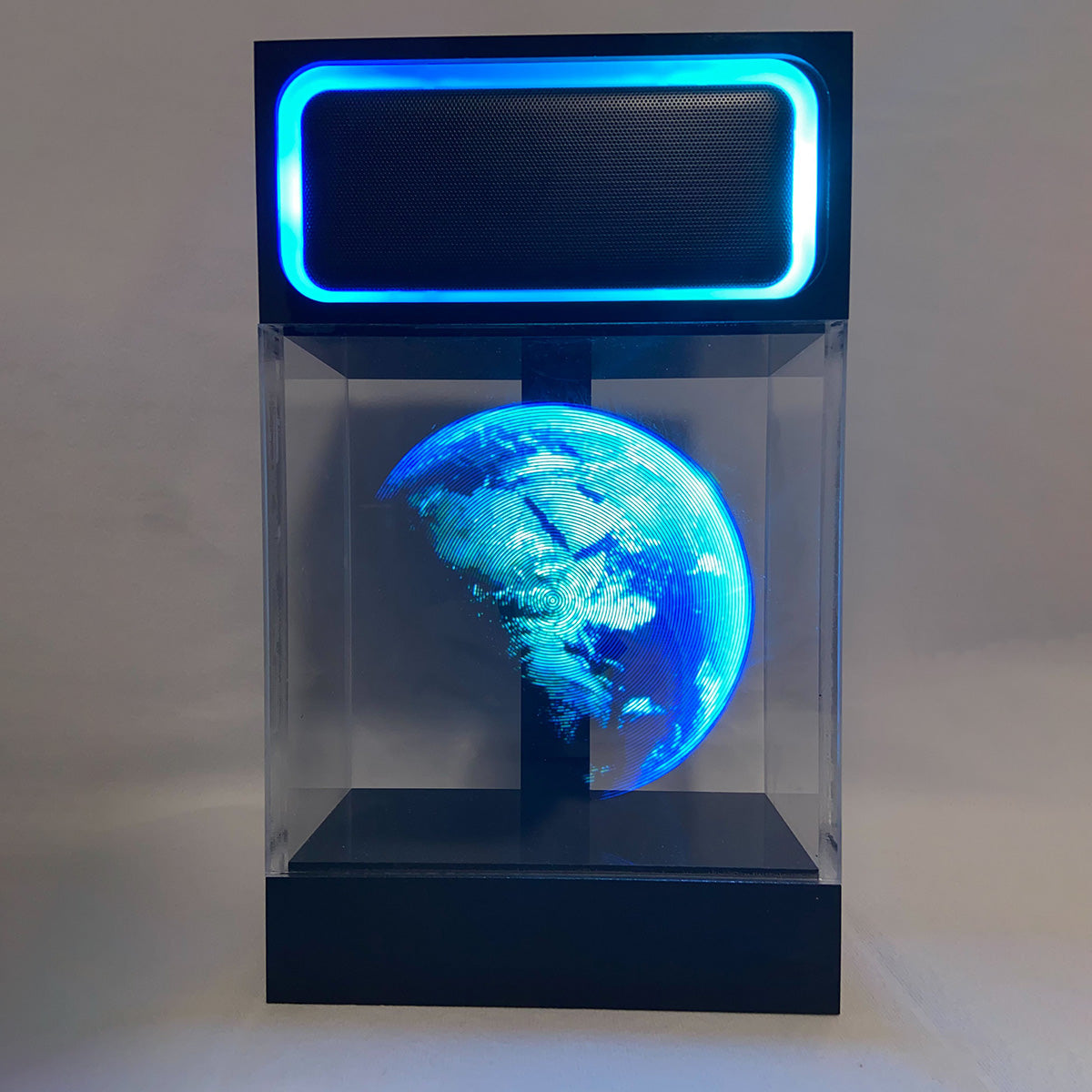 Holographic Wireless Speaker – Sharper Image
